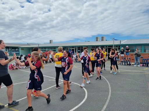 Acers vs Staff & Parents Netball Game – PBS
